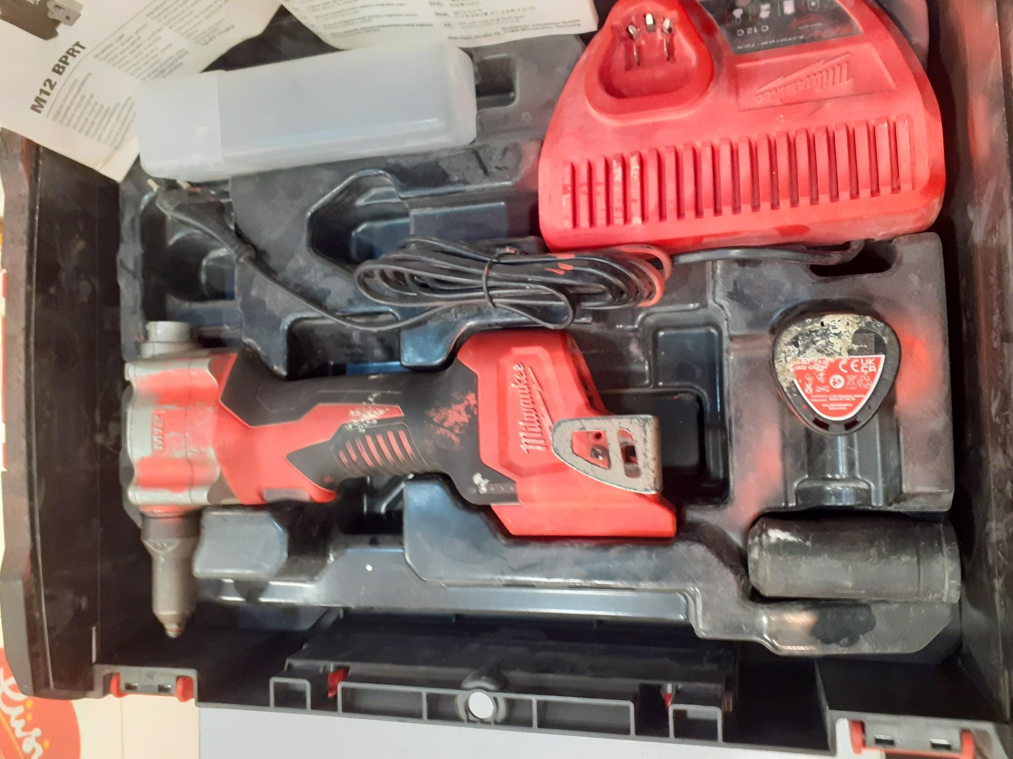 Akutoitel needipüstol Milwaukee M12 BPRT - Luutar