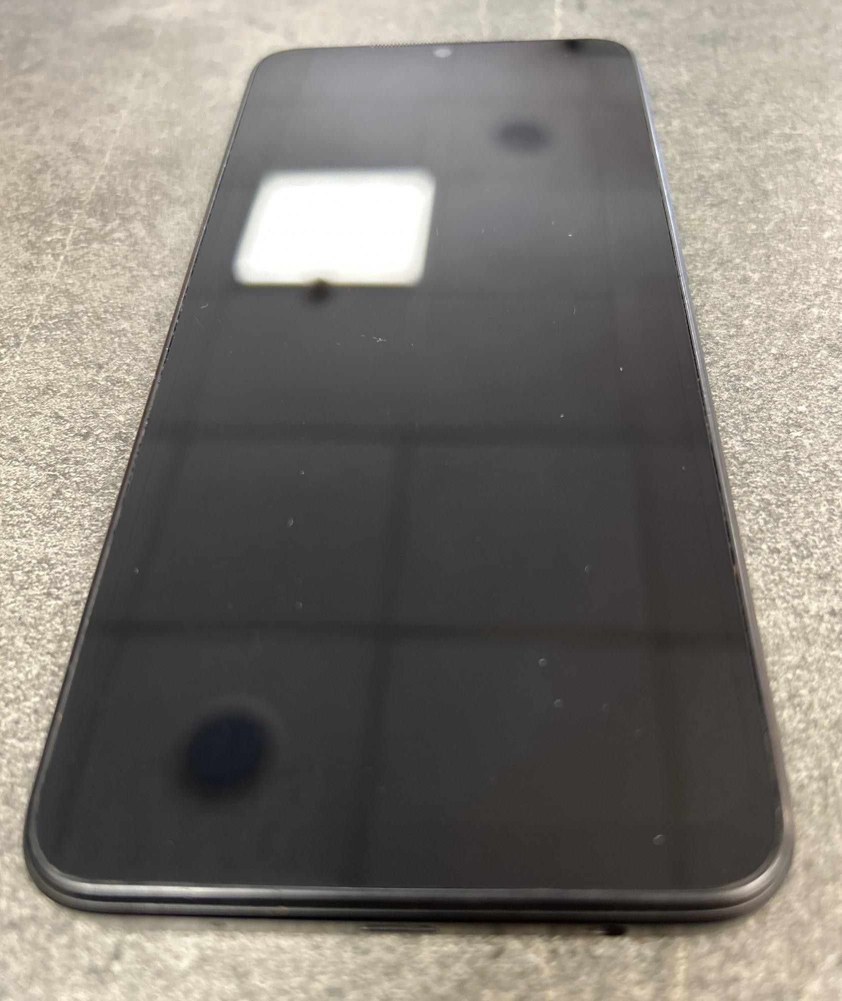 Mobiiltelefon Xiaomi Redmi A1(220733SG) - Luutar